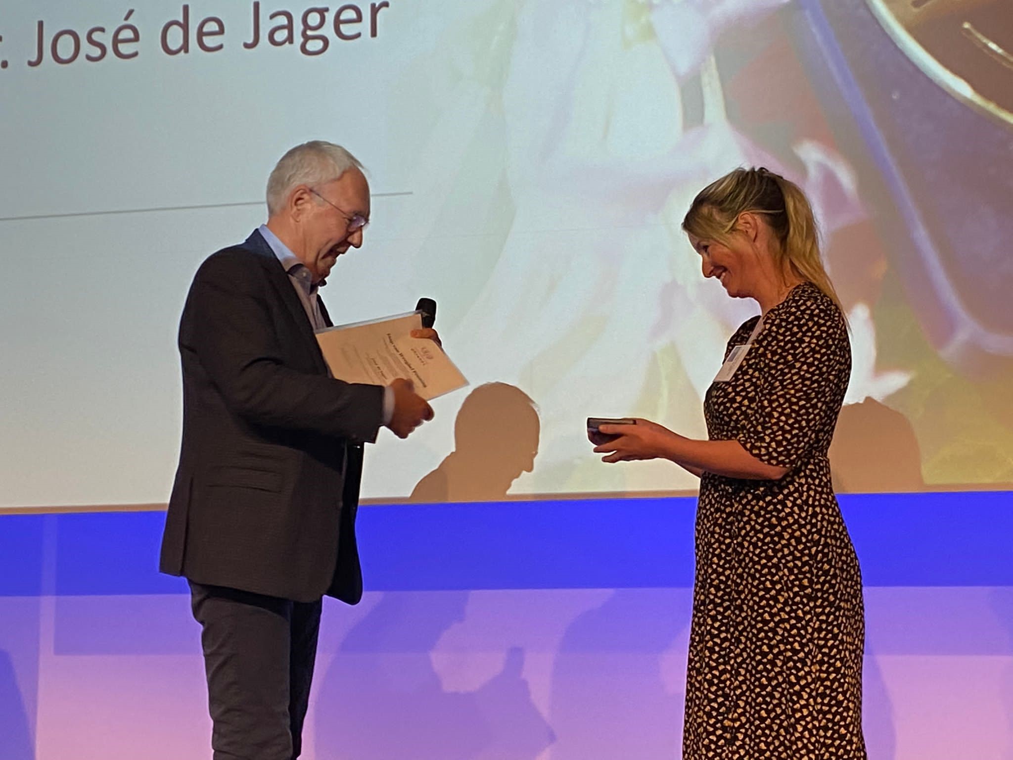 José de Jager wint Jaap van Weeghel Penning - Kenniscentrum Phrenos